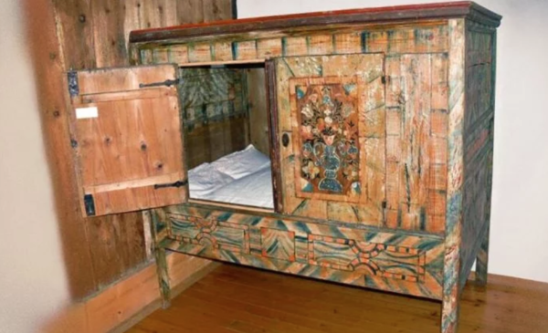 A Brief History of the Bed & Mattress | Onebed